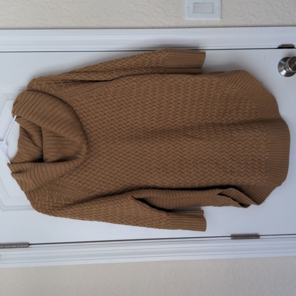 db | Sweaters | L Oversized Tan Sweater | Poshmark
